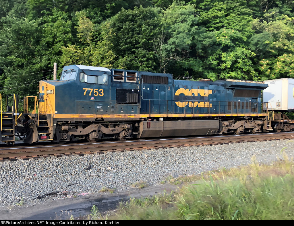 Ex-CSX leaser trailing on an intermodal